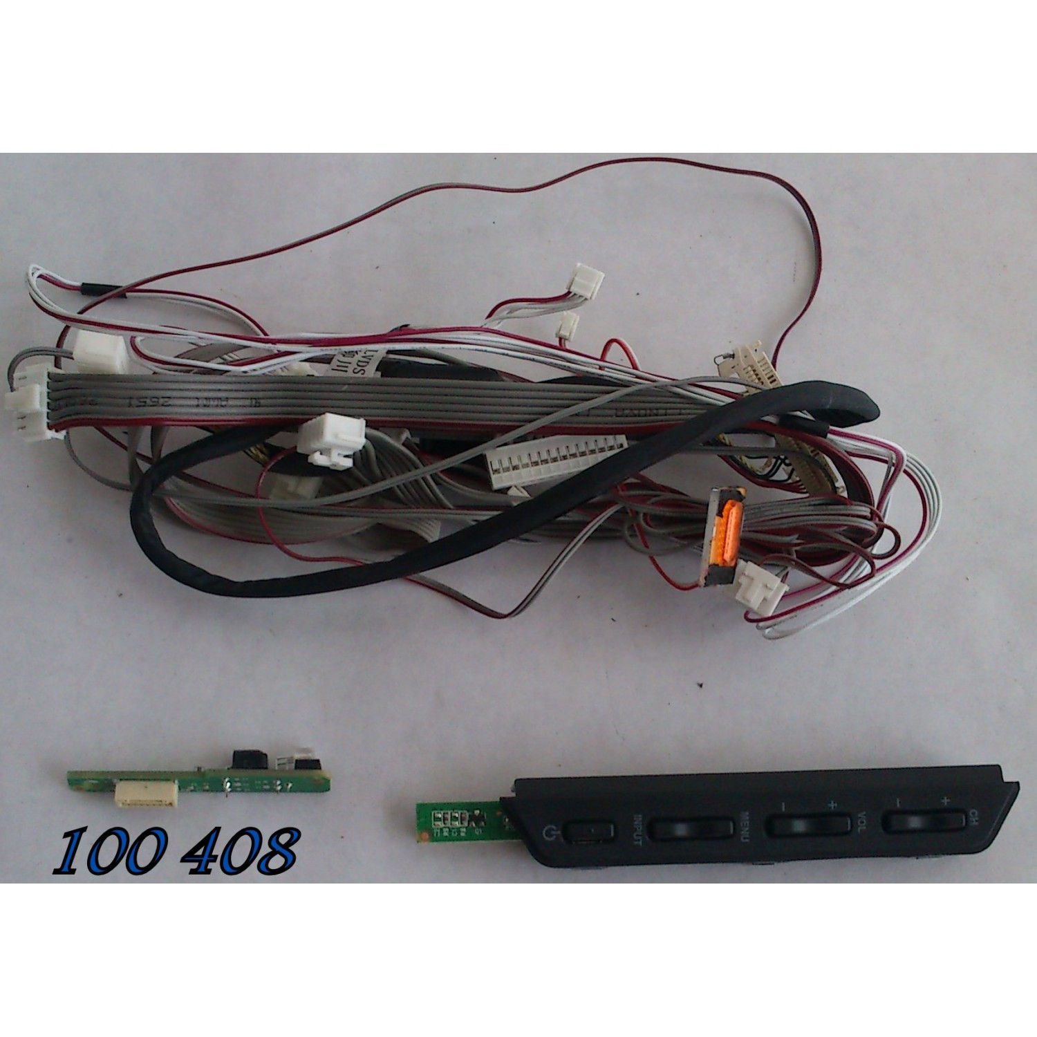 KIT DE CABLES PARA TV / INTERTEK LE32HDF3300LE32HDF3300 - INTERTEK