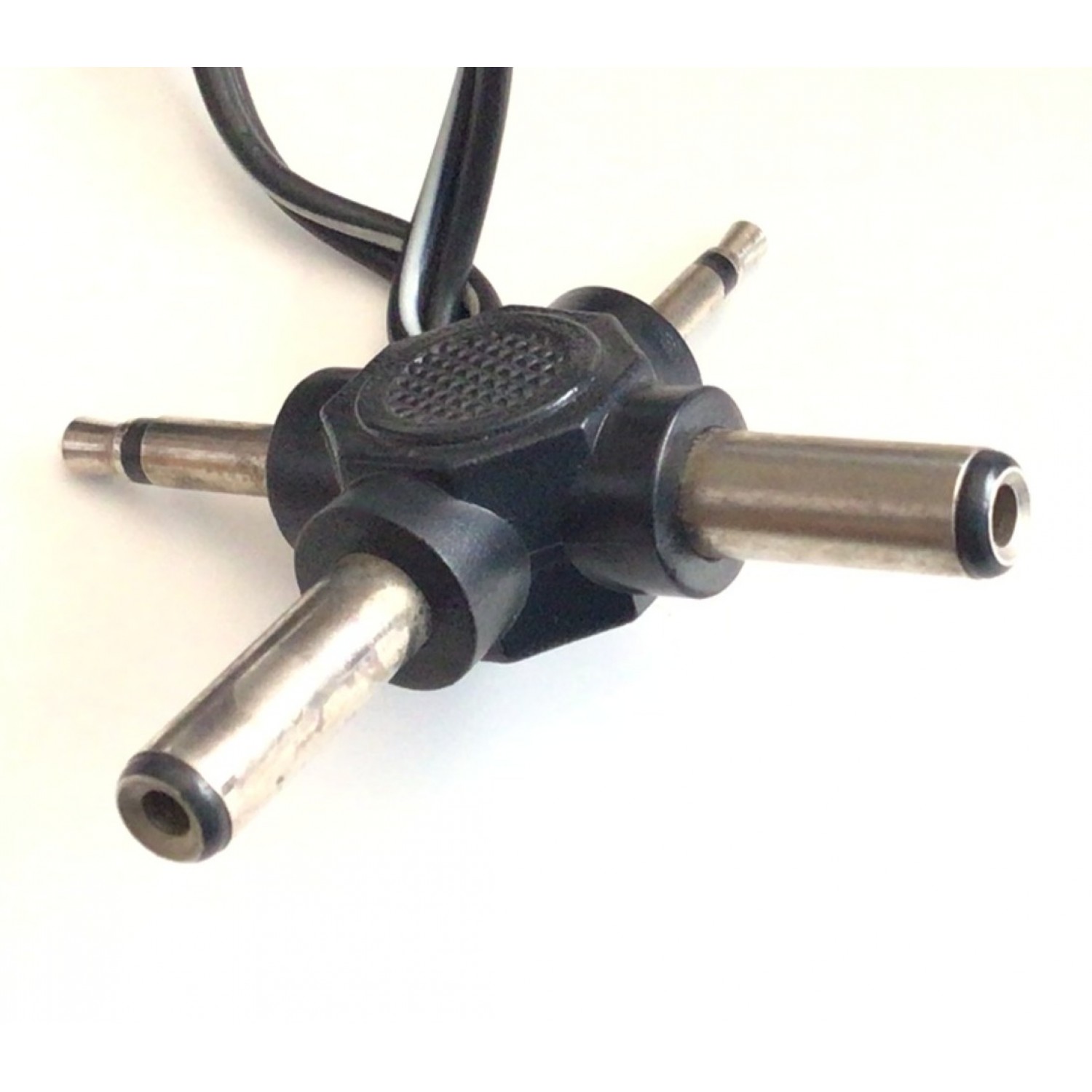 CARGADOR / ADAPTADOR UNIVERSAL AC/DC / NUMERO DE PARTE 1460 / ENTRADA ...